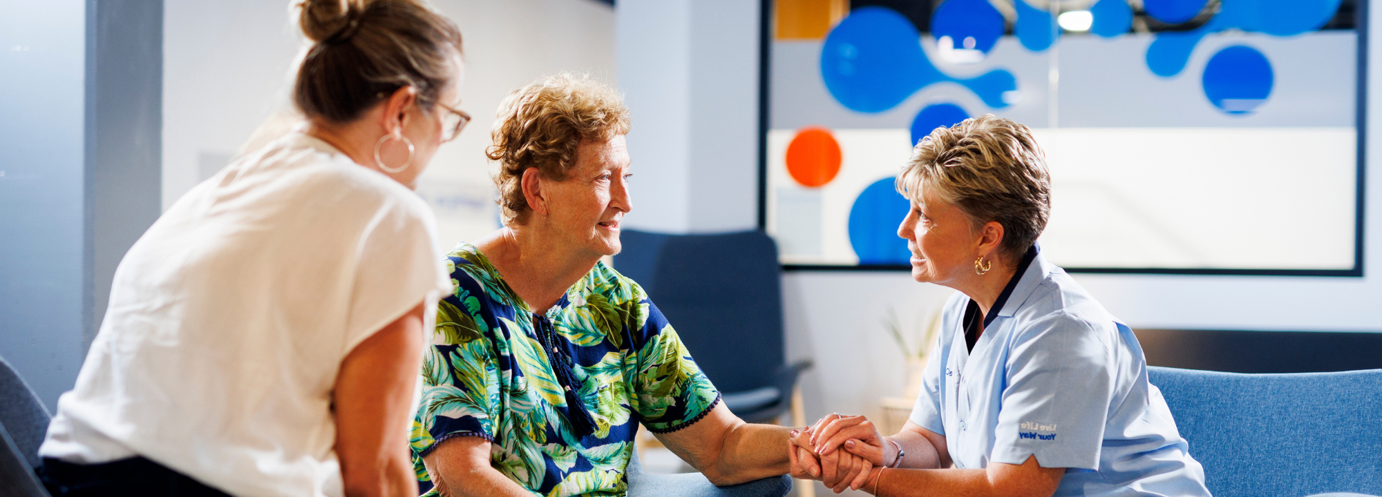 A guide to dementia care: tips for families and caregivers | BlueCare